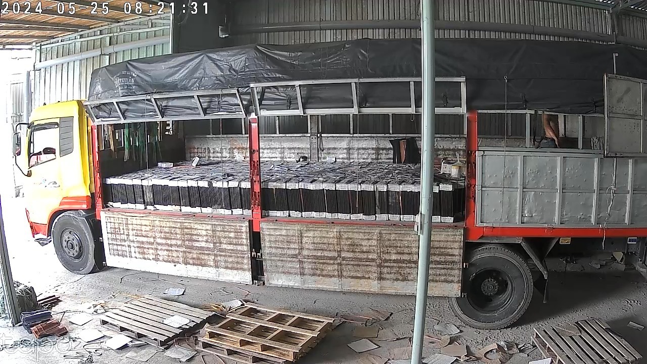 Kho ngói lợp Ánh Dương xuất ngói Amata A686 về Long An và Tây Ninh - NGÓI LỢP ÁNH DƯƠNG