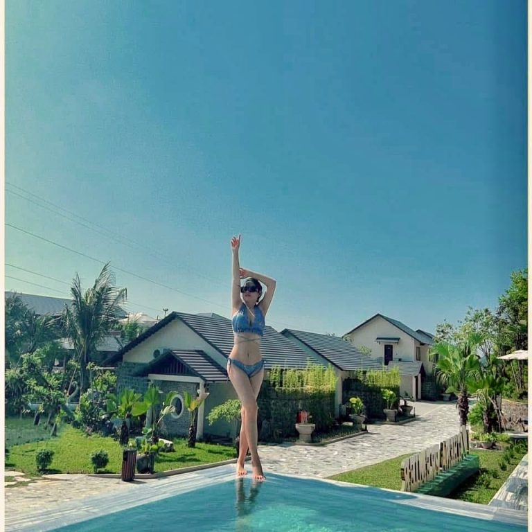 Ngói Lợp Nhà Nào Tốt? 7 So Sánh Ngói Màu, Ngói Đất Nung Truyền Thống và Ngói Tráng Men - NGÓI ...